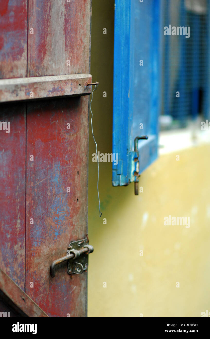 Shallow depth of field lock hi-res stock photography and images - Alamy