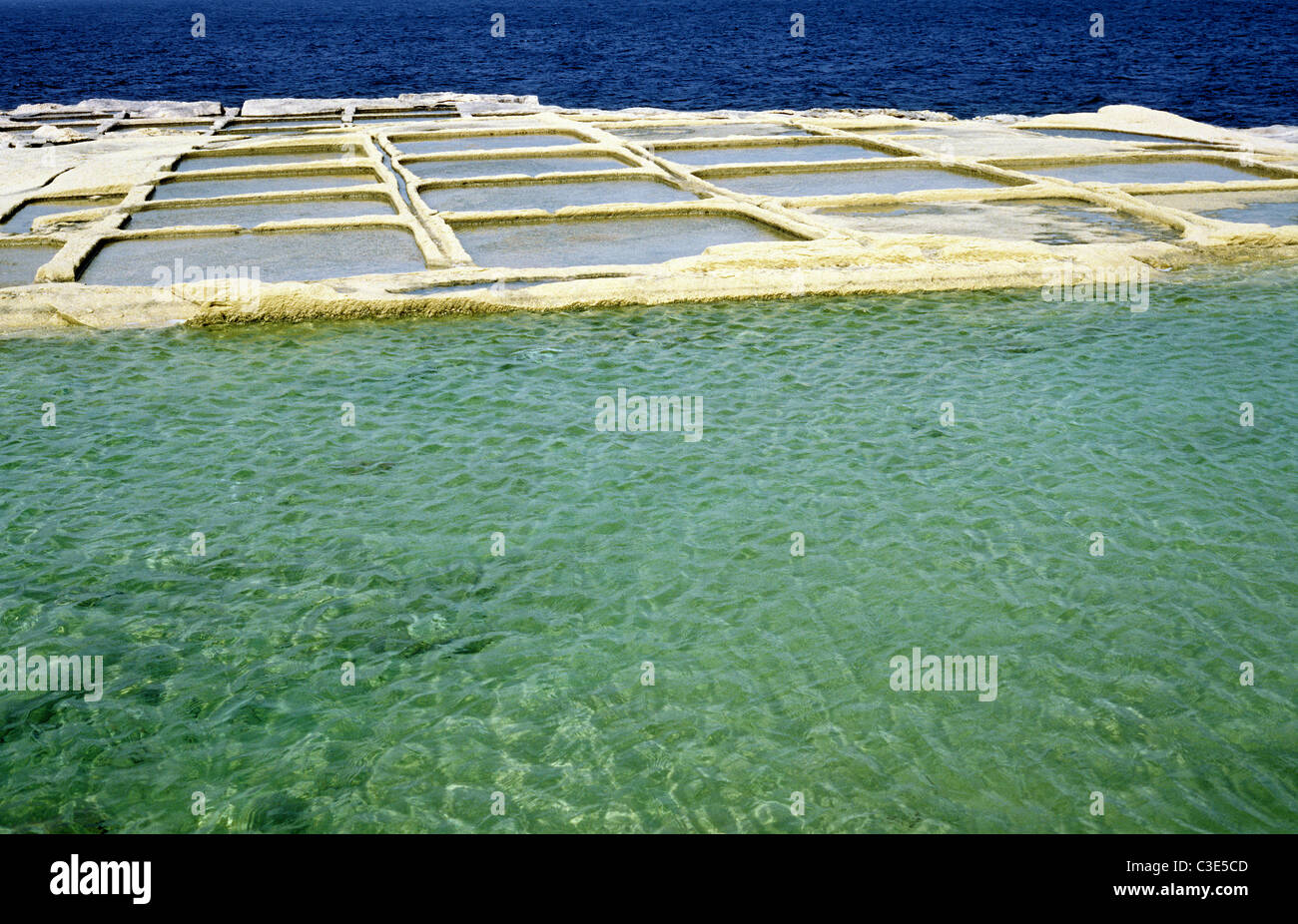 Evaporation brines hi-res stock photography and images - Alamy