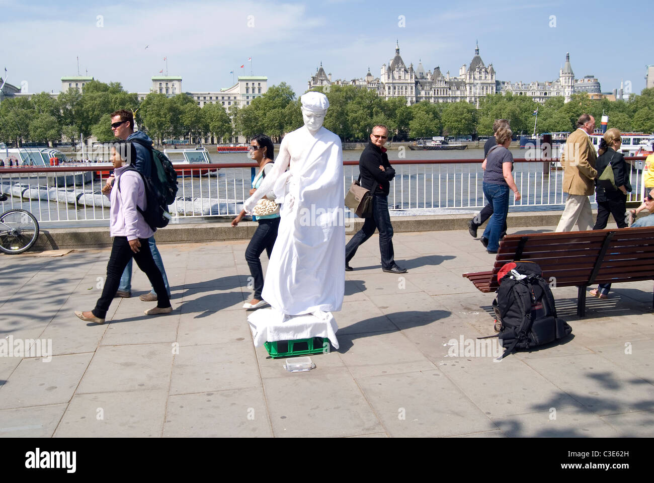 Stand still in South Bank London Stock Photo - Alamy