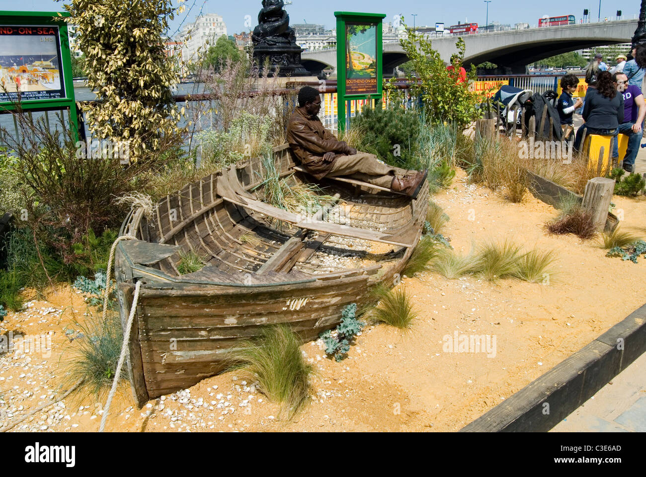 Summer display in the Thames embankment Stock Photo - Alamy