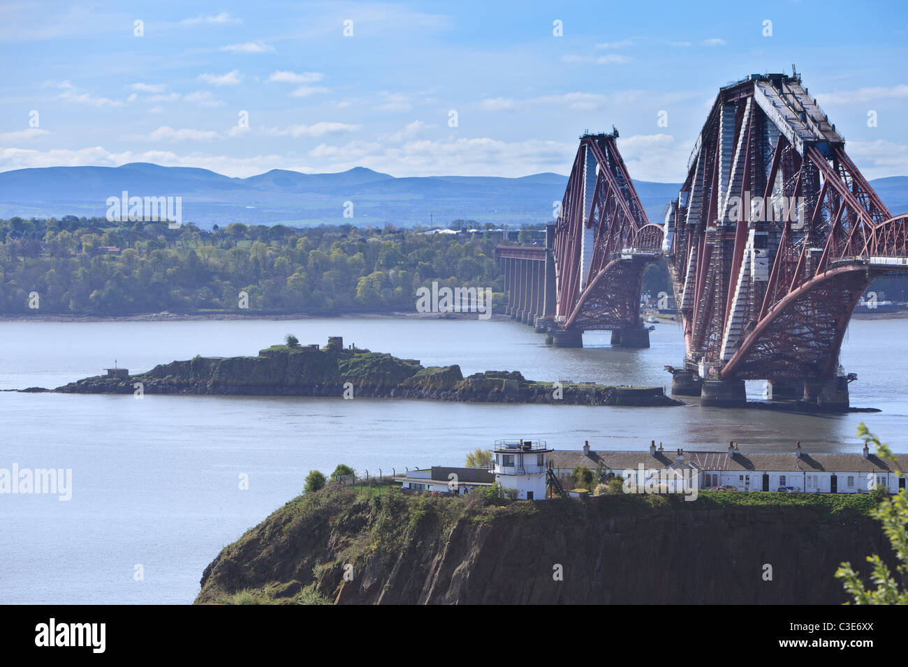 Forth Rail Bridge and Inchgarvie Stock Photo - Alamy