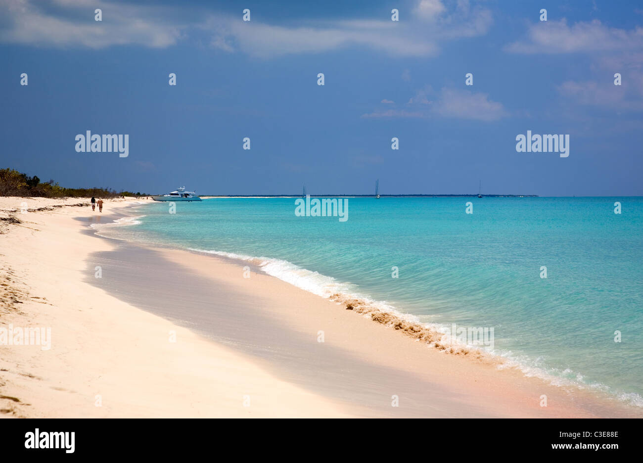 Low bay hi-res stock photography and images - Alamy