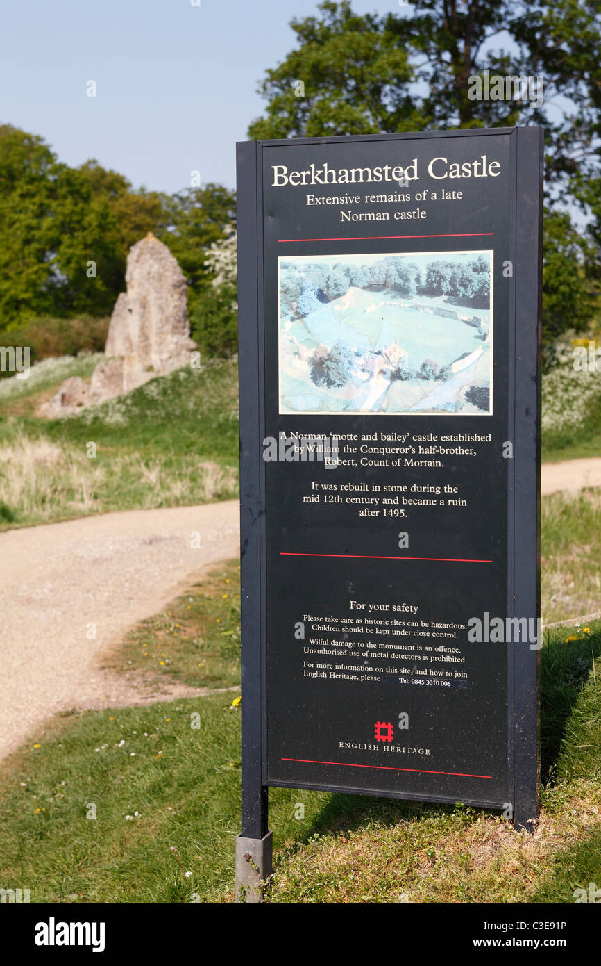 Berkhamsted castle hi-res stock photography and images - Alamy