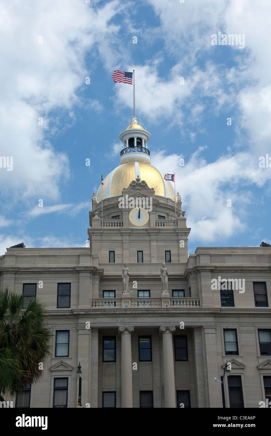 Georgia, Savannah. Historic downtown City Hall building Stock Photo - Alamy