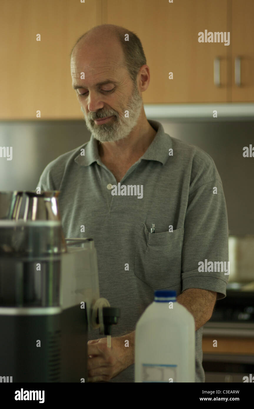 Kitchen coffee machine hi-res stock photography and images - Alamy