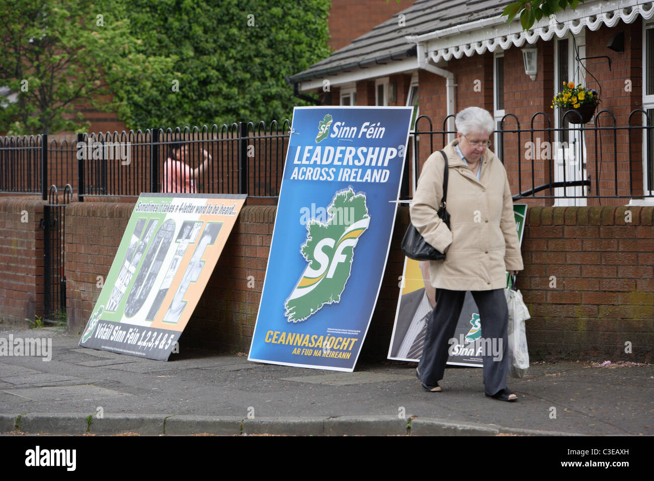 Sinn Féin is an Irish republican political party active in both the ...