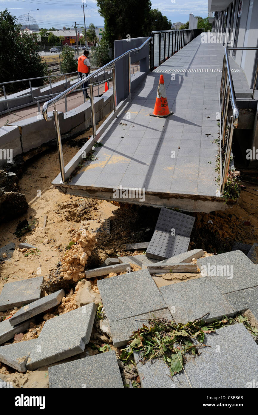 Eroded footpath hi-res stock photography and images - Alamy
