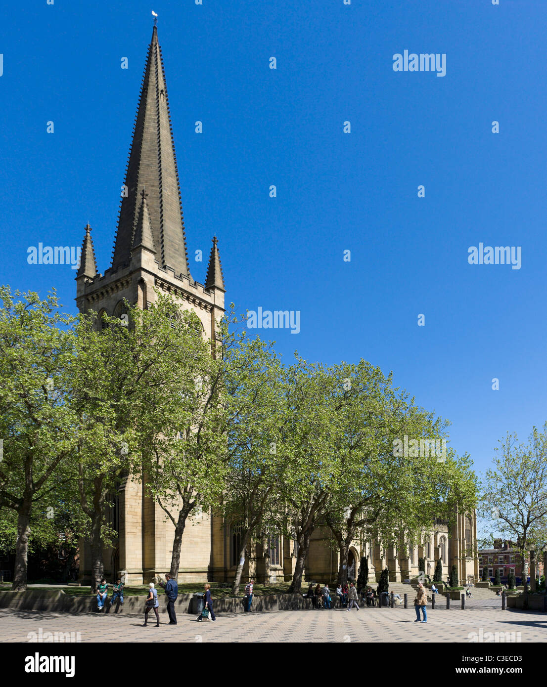 Wakefield westgate building hi-res stock photography and images - Alamy