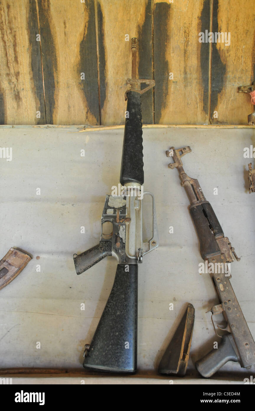 M-16 Assault Rifle Stock Photo - Alamy