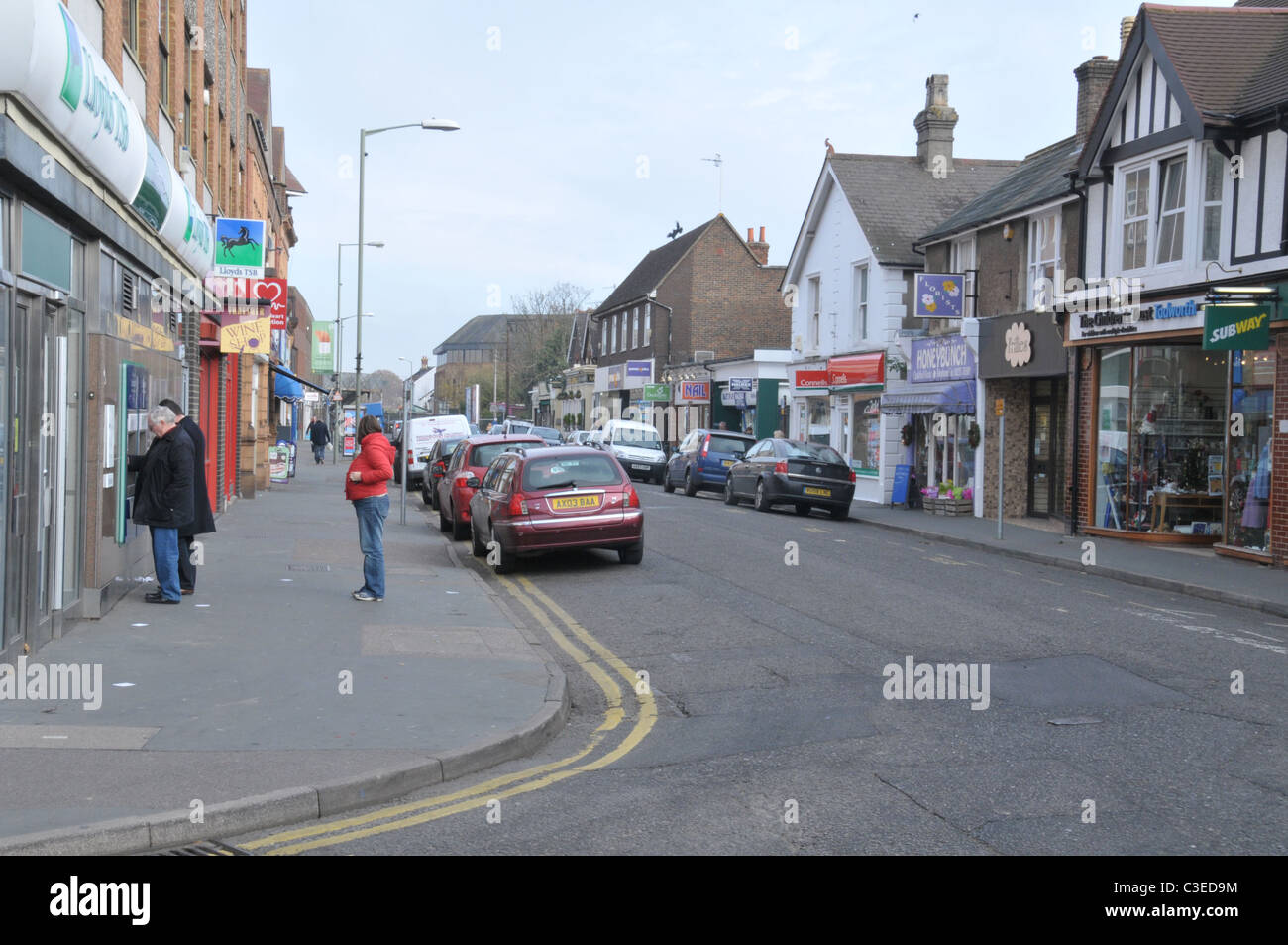 Horley town centre hi-res stock photography and images - Alamy