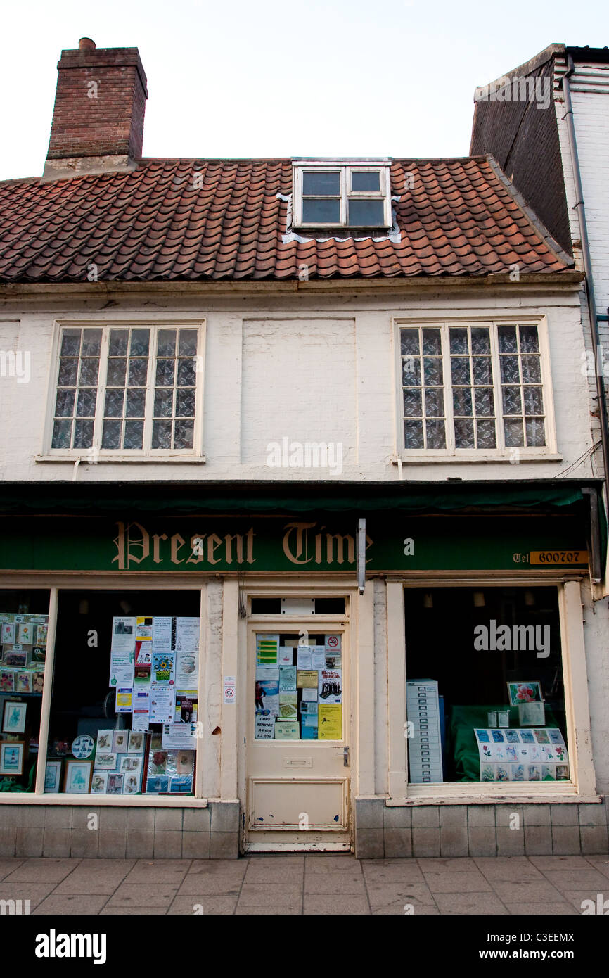 Shop in the town of Wymondham, Norfolk Stock Photo - Alamy