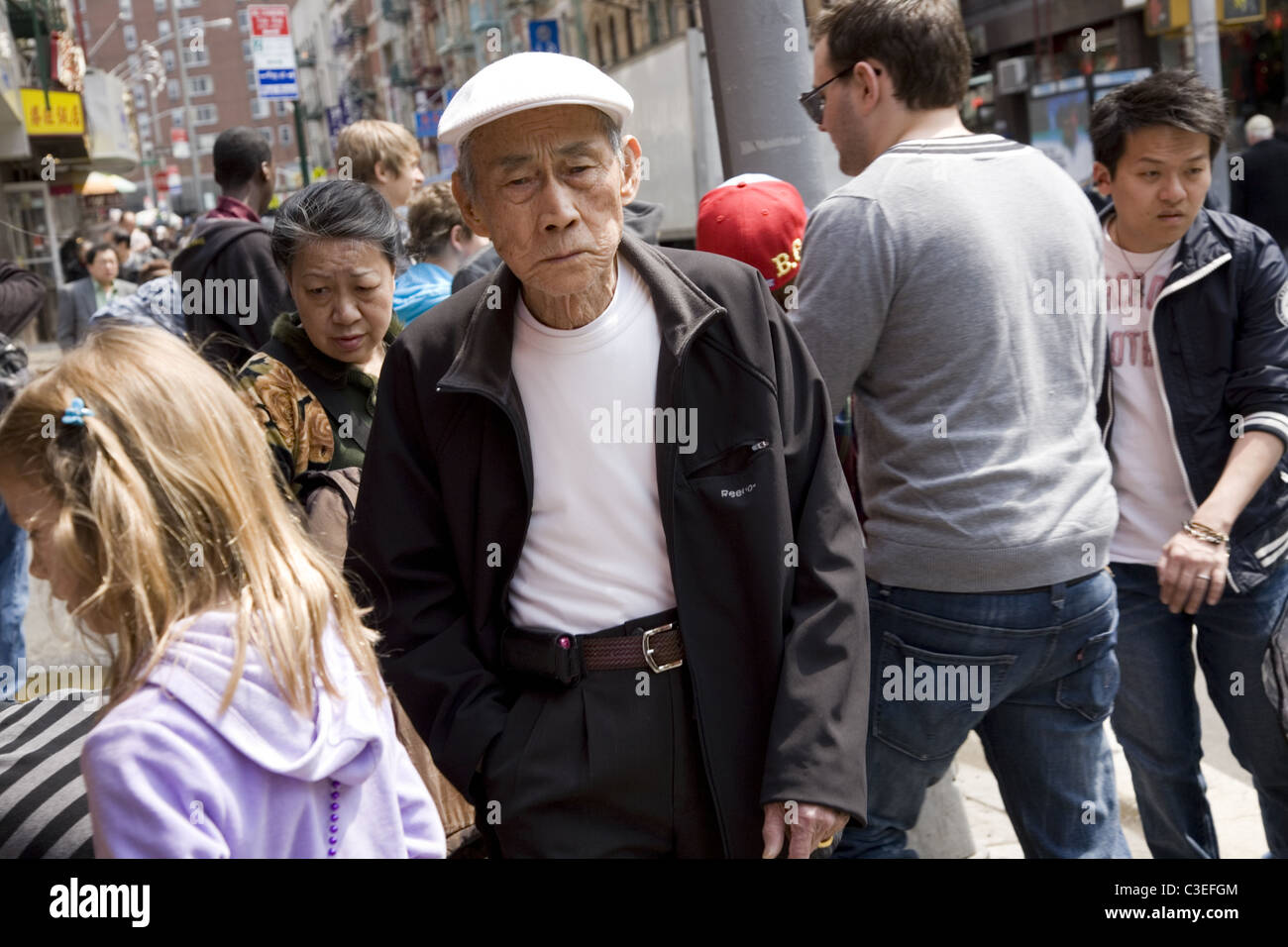 Old chinese man hi-res stock photography and images - Alamy