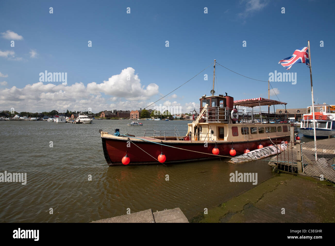 Oulton broad holiday location hi-res stock photography and images - Alamy