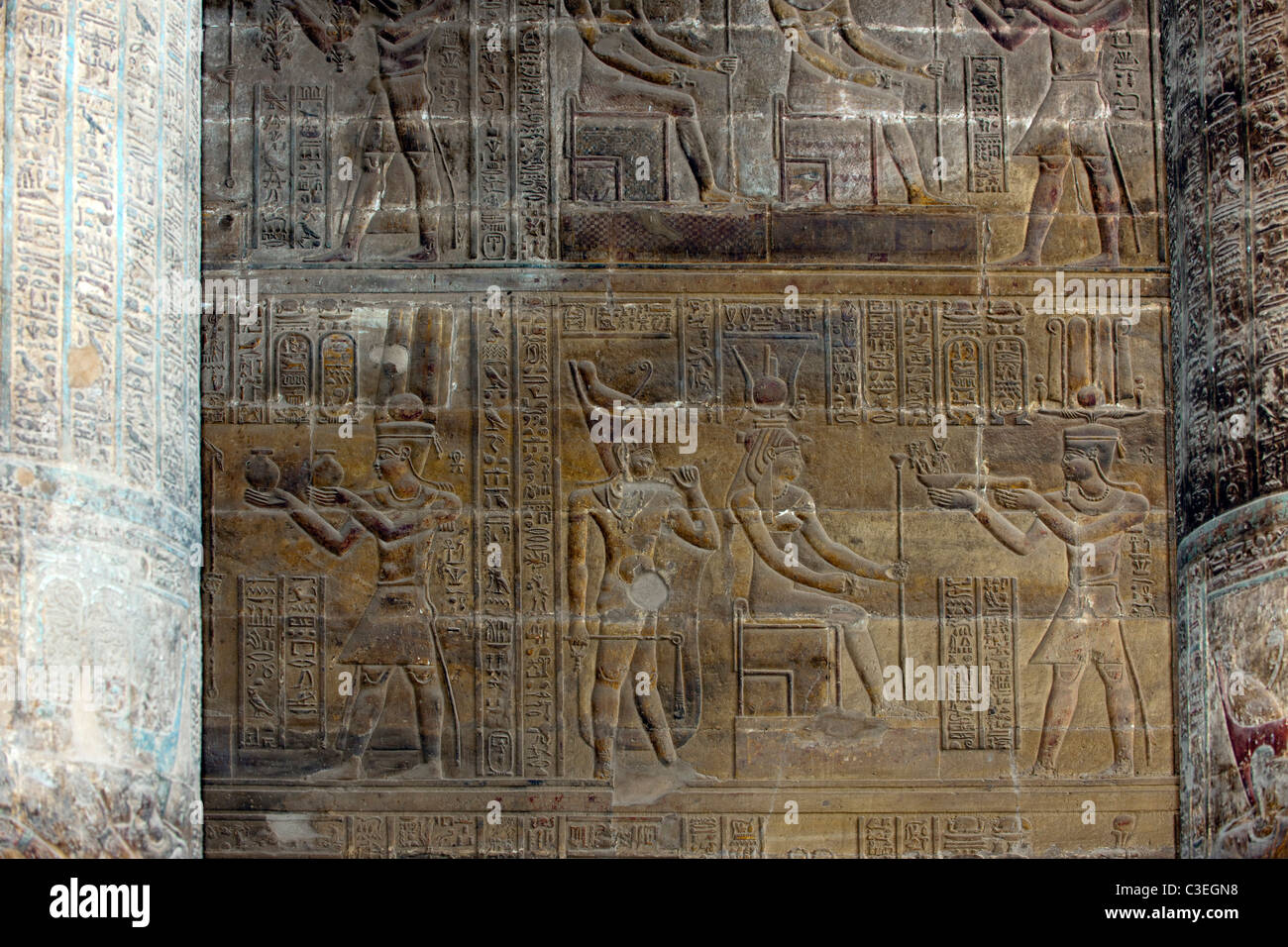 Egypt, Esna, Tempel des Chnum Stock Photo - Alamy