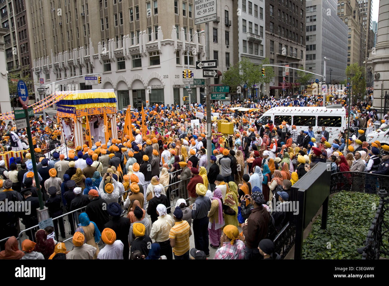 Annual Sikh Parade along Madison Avenue in New York City Stock Photo - Alamy