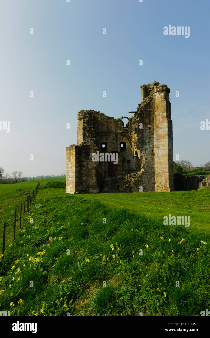 Ruins of edlingham castle hi-res stock photography and images - Alamy
