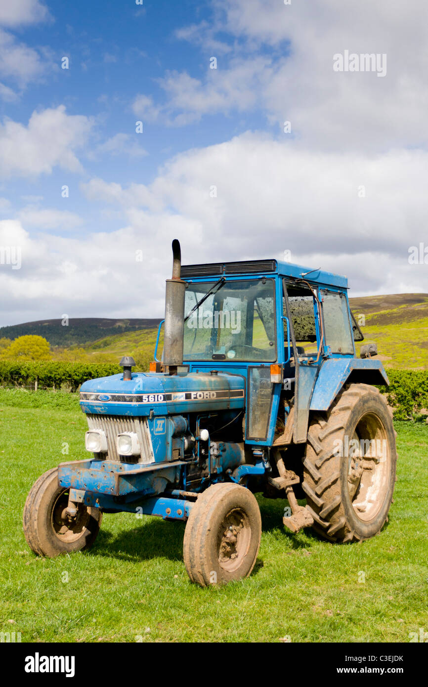 Uk tractor hi-res stock photography and images - Alamy