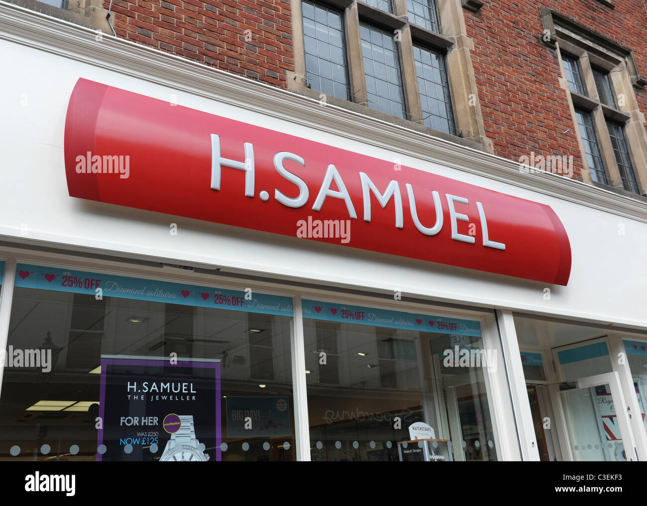 H samuel shop sign hi-res stock photography and images - Alamy