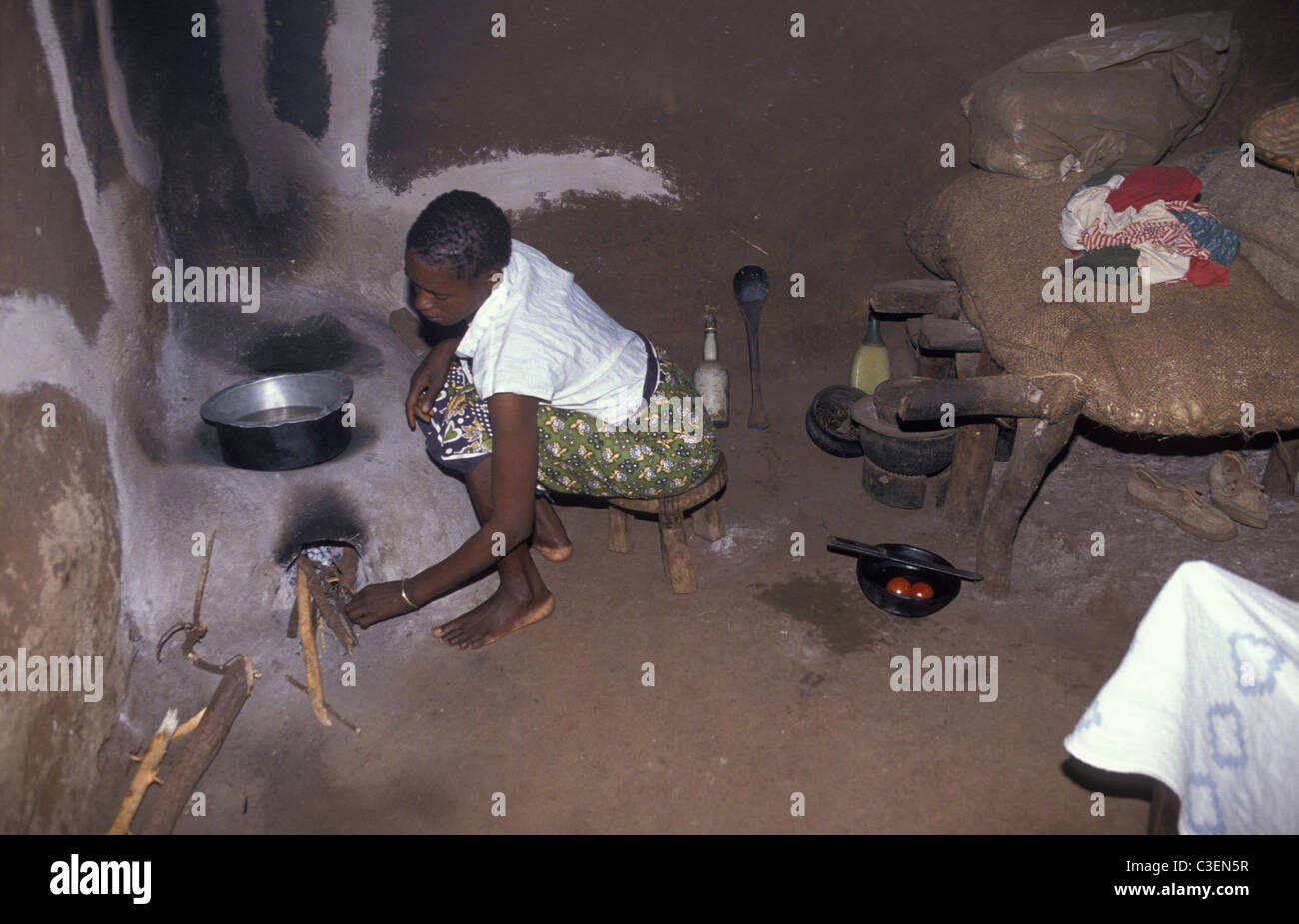 Improved cooking stove hi-res stock photography and images - Alamy