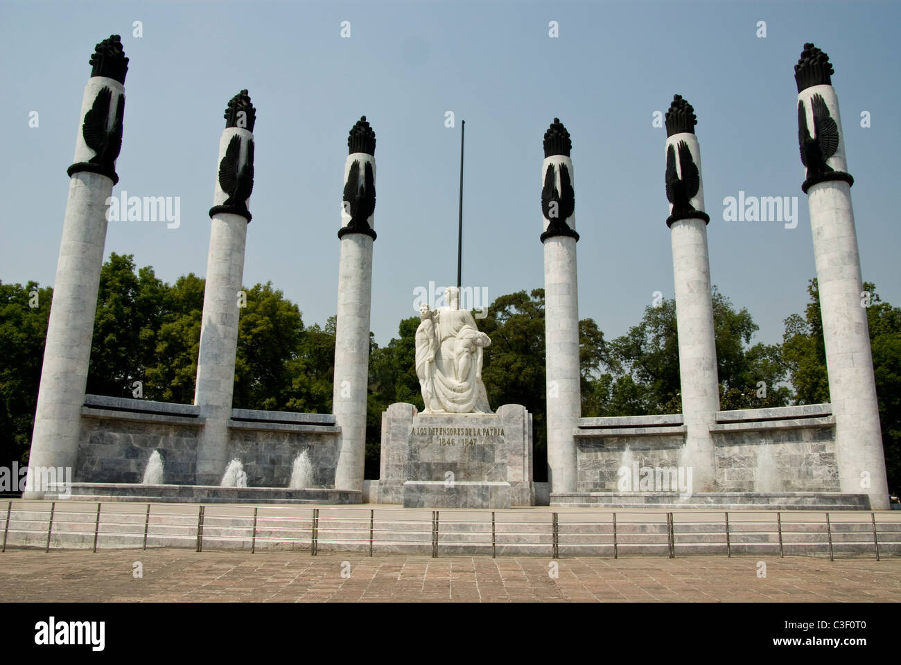 Chapultepec Park Monument Stock Photos & Chapultepec Park Monument ...