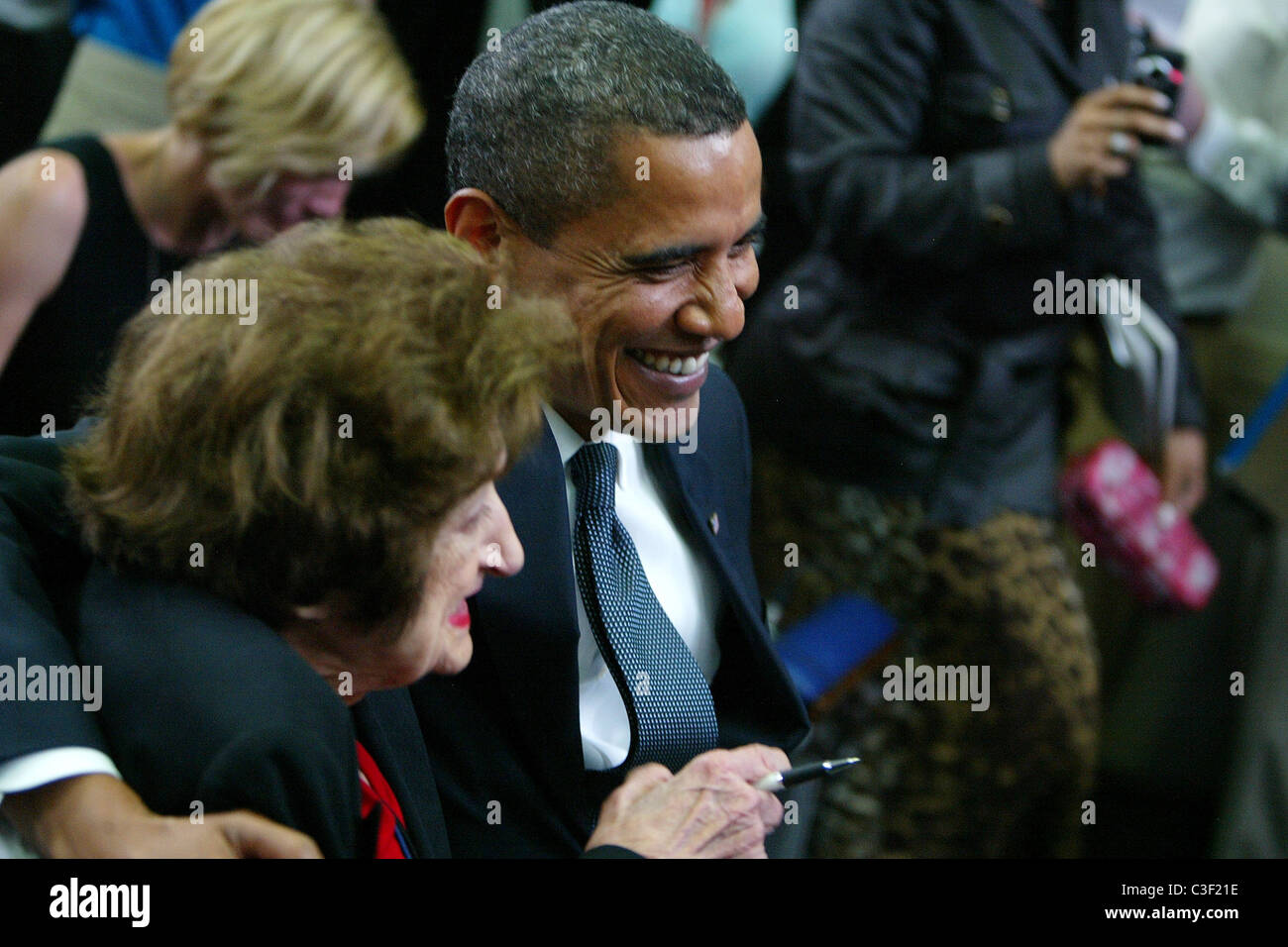 President Barack Obama celebrating his 48th birthday today, walks into ...