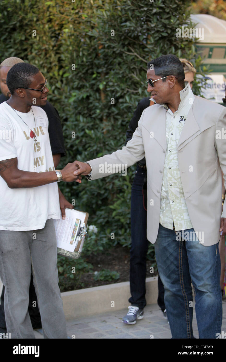 Jermaine jackson visit luxury condo hi-res stock photography and images - Alamy