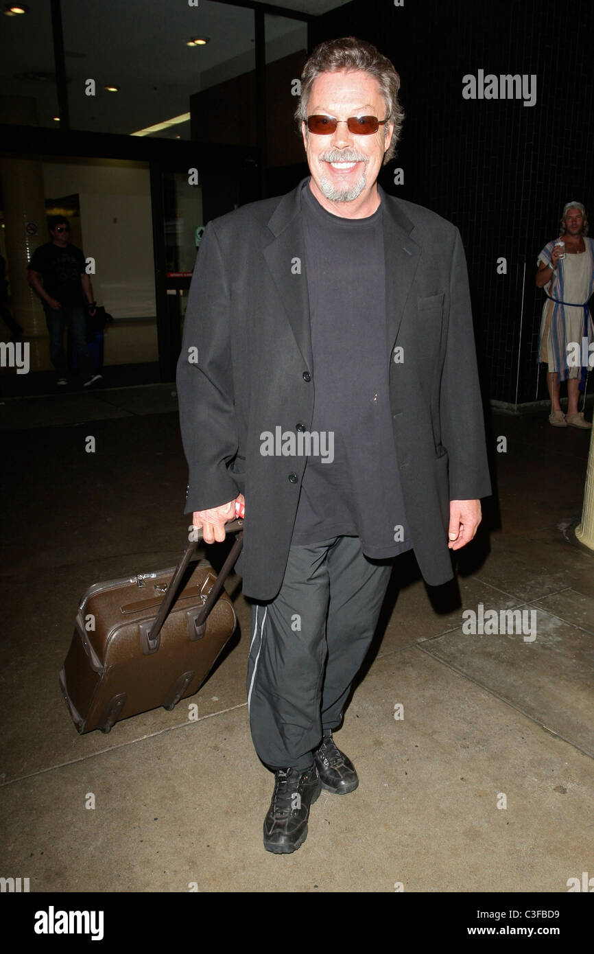 Tim Currie seen arriving at LAX airport. Los Angeles, California - 07. ...