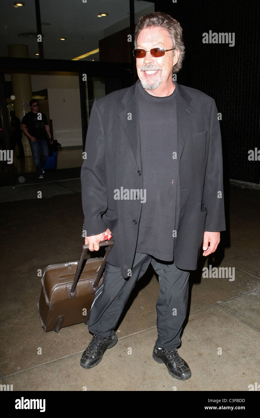 Tim Currie seen arriving at LAX airport. Los Angeles, California - 07. ...