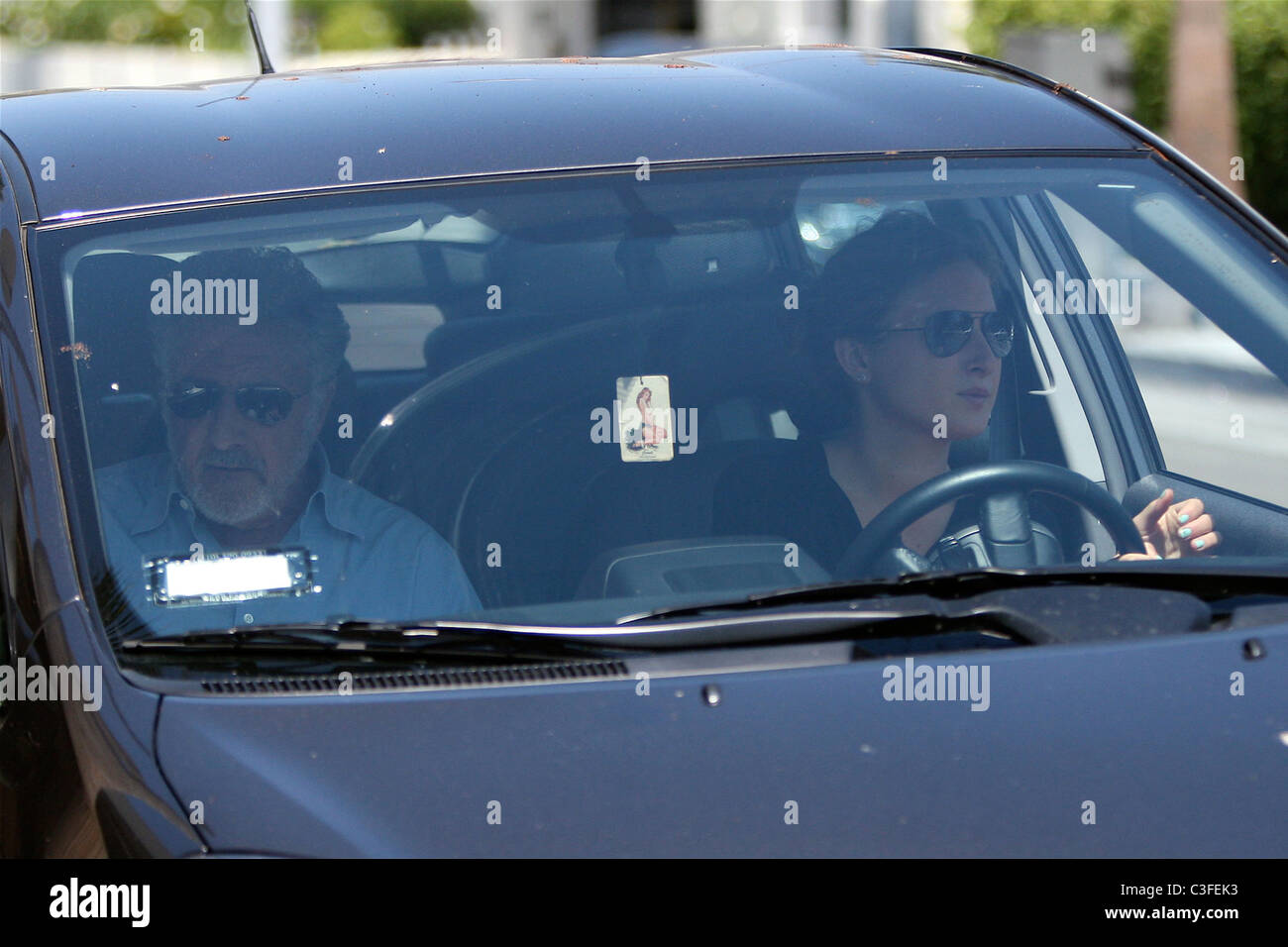 Dustin Hoffman seen getting into his car after having lunch at Il ...