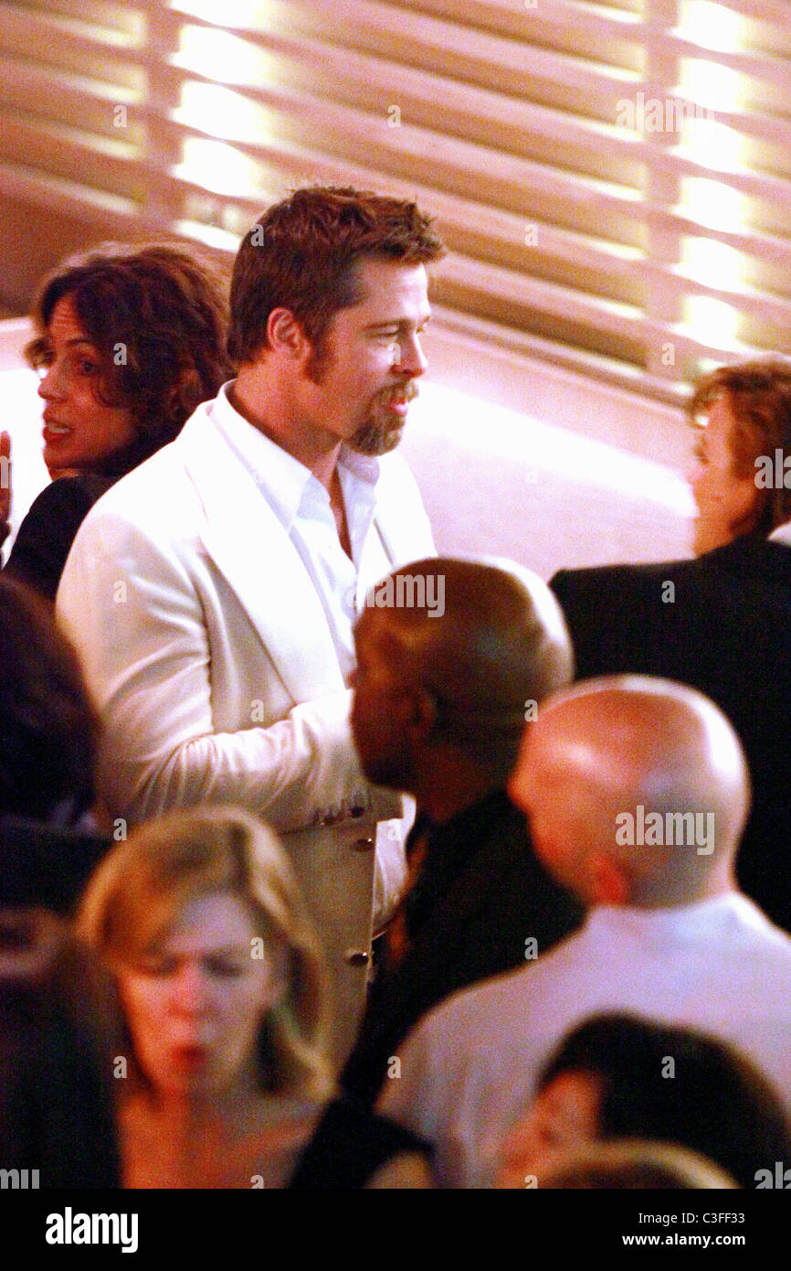 Brad pitt and rachel mcadams hi-res stock photography and images - Alamy Brad pitt and rachel mcadams hi-res stock photography and images - Alamy
