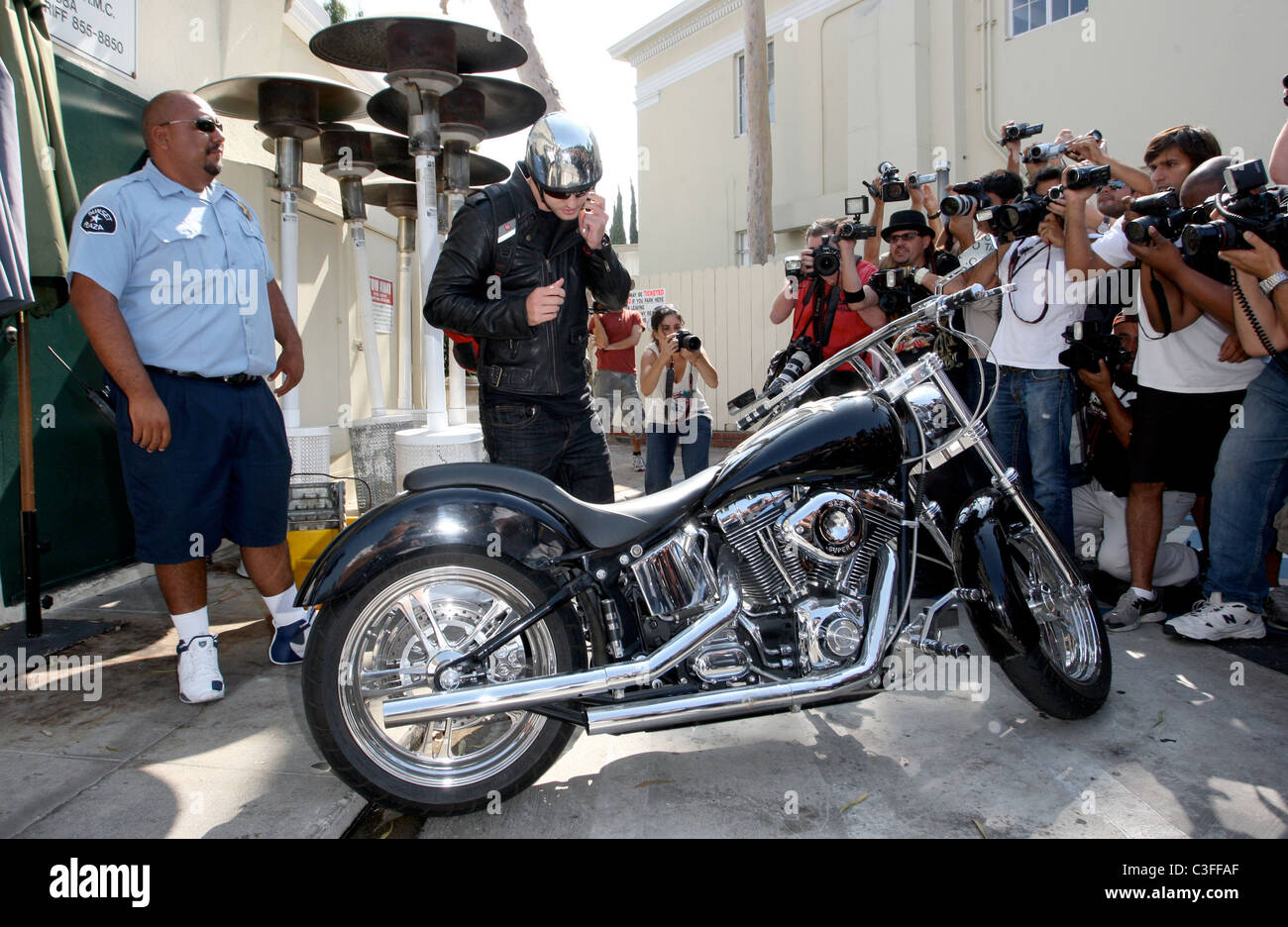 Motorcycle paparazzi hi-res stock photography and images - Alamy