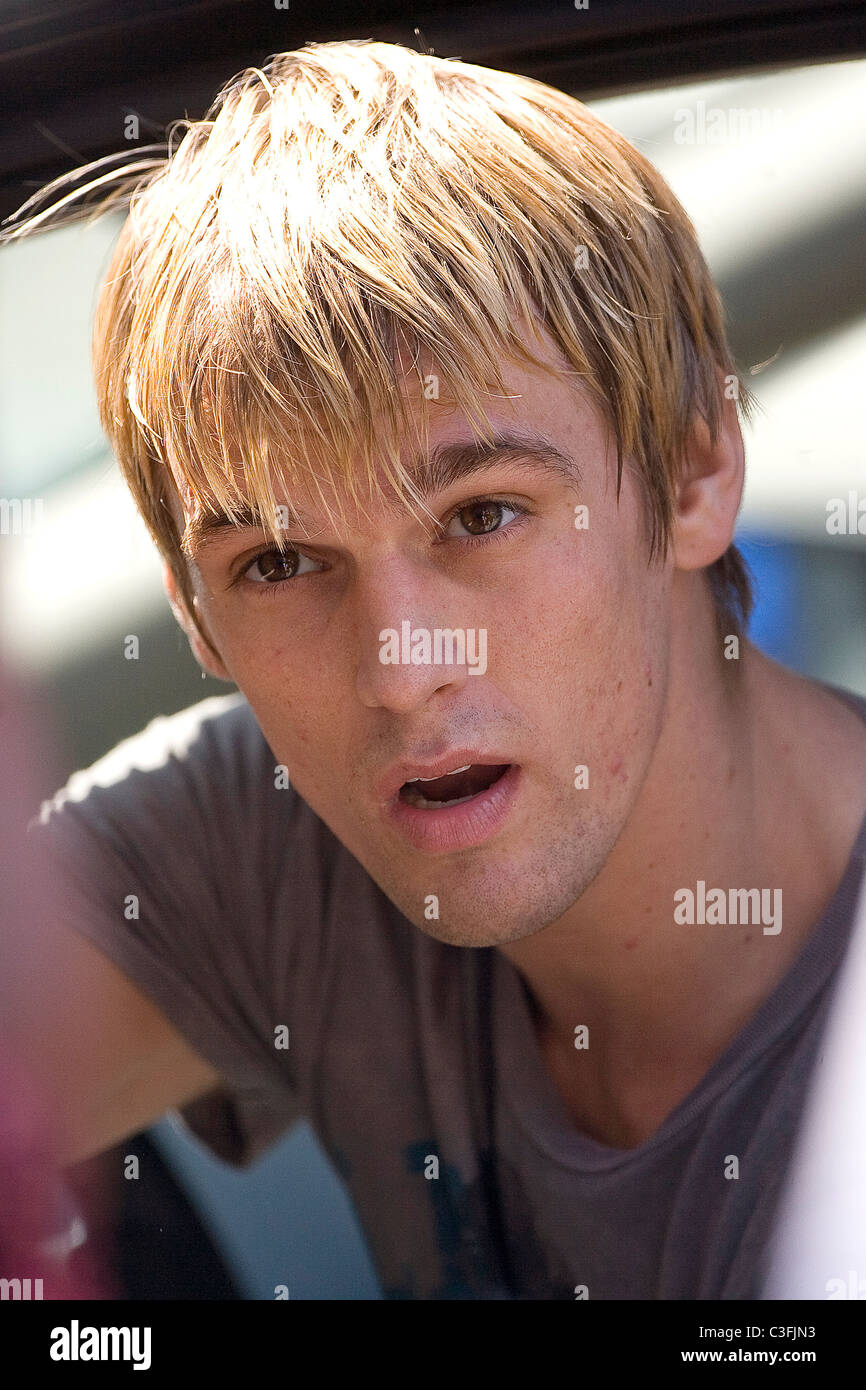 Aaron Carter, wearing dancing shoes, leaves a dance studio in Hollywood ...