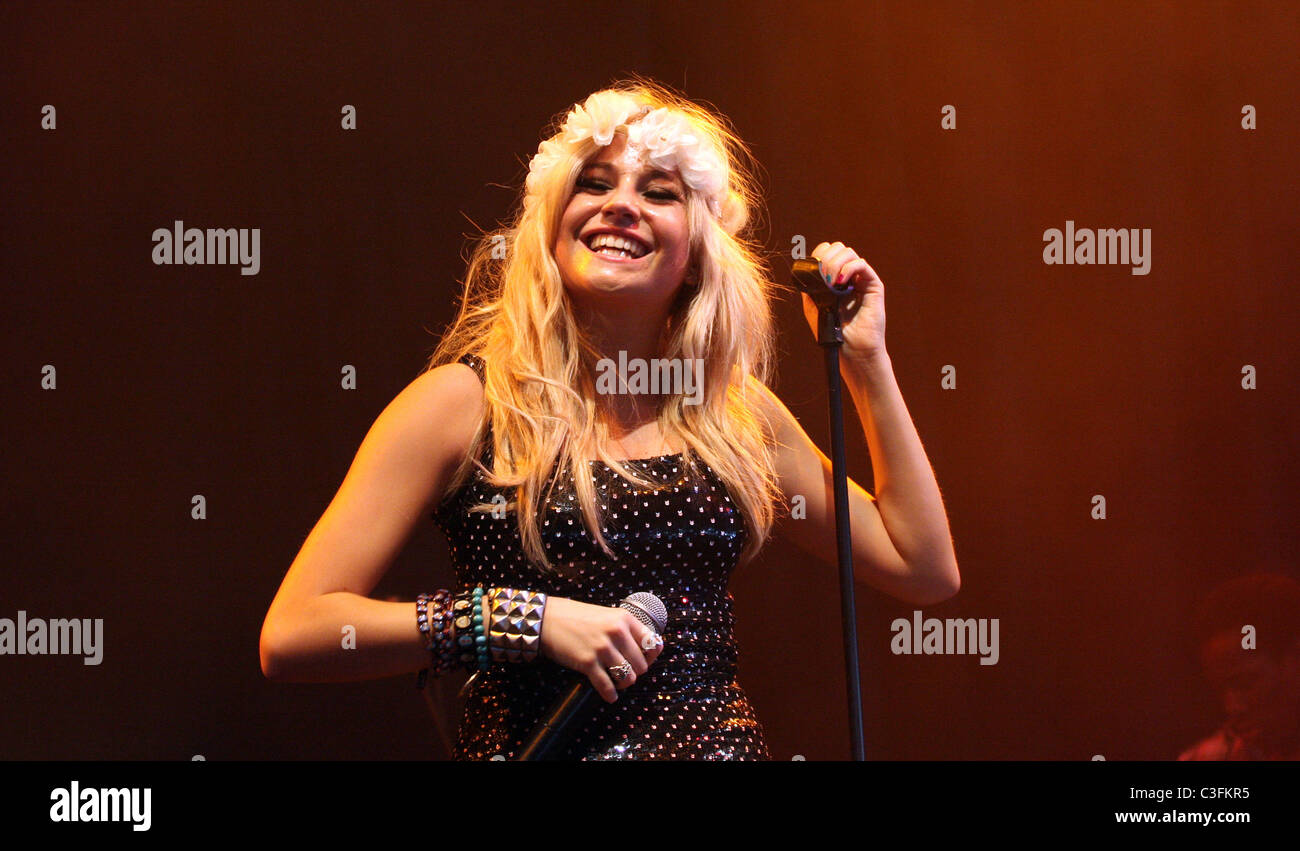 Pixie Lott The V Festival at Hylands Park, Chelmsford - Day One ...