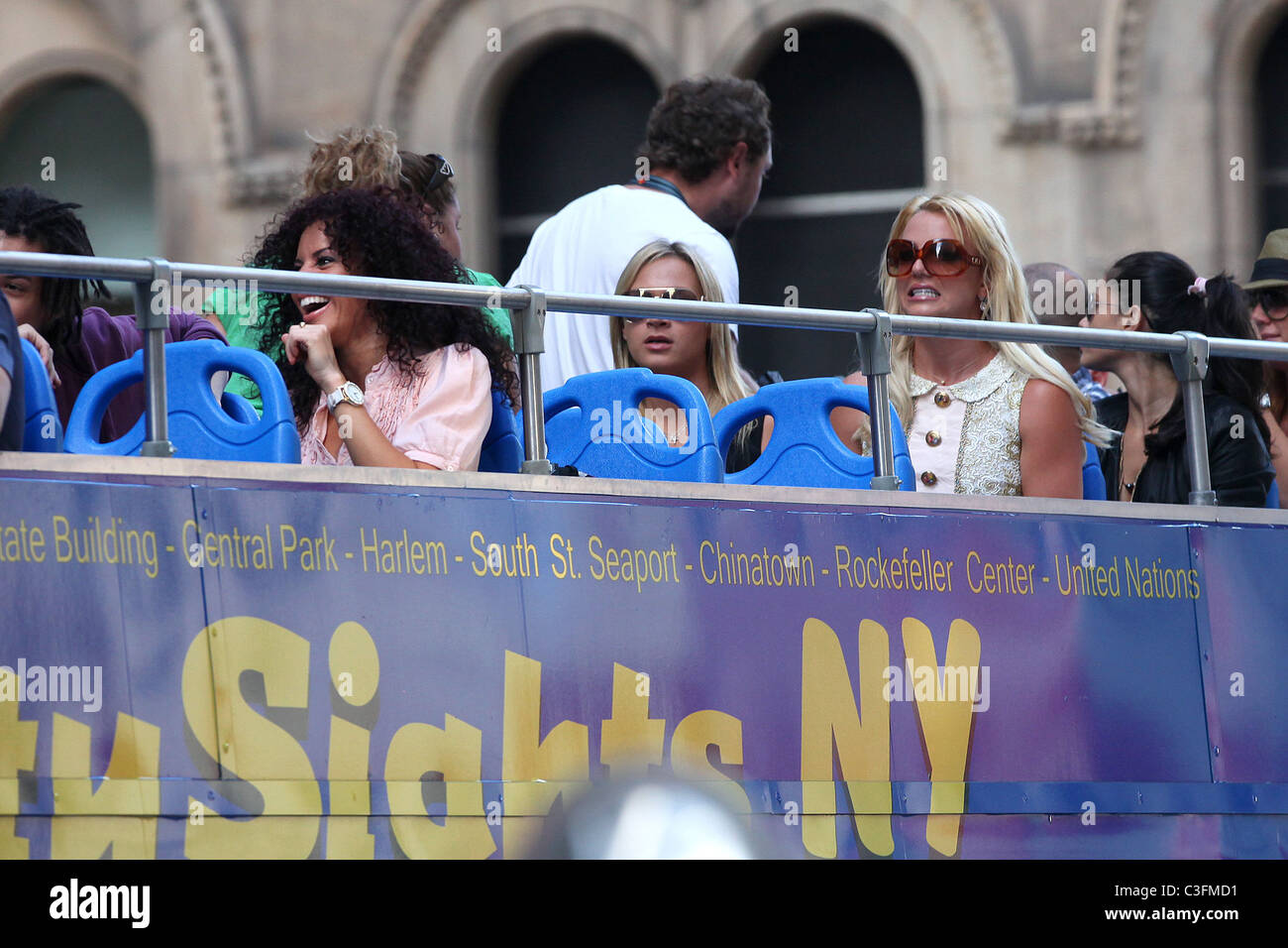 Britney Spears riding a CitySights NY tour bus with her dancers around ...