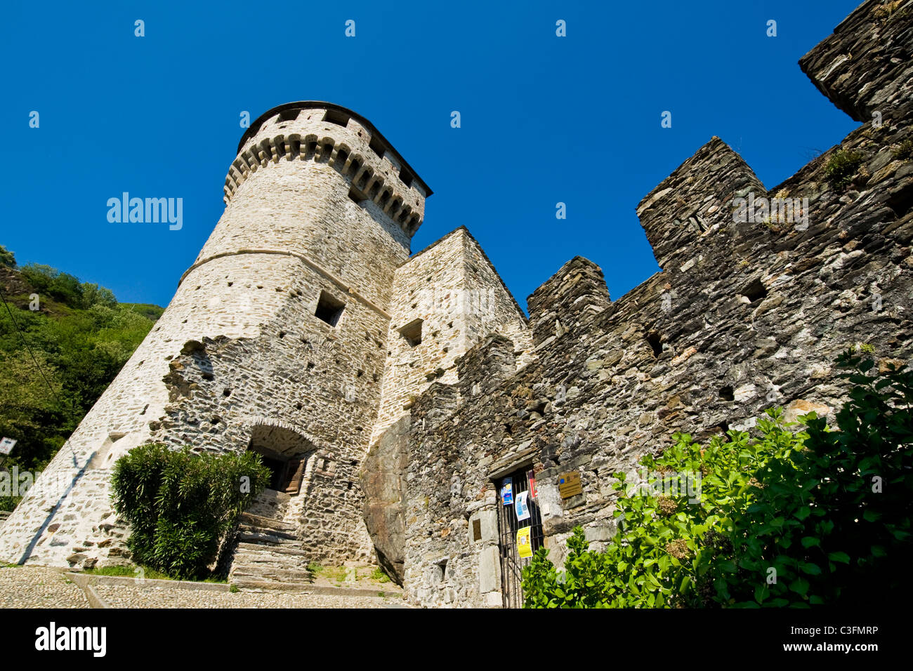 Vogogna castle hi-res stock photography and images - Alamy