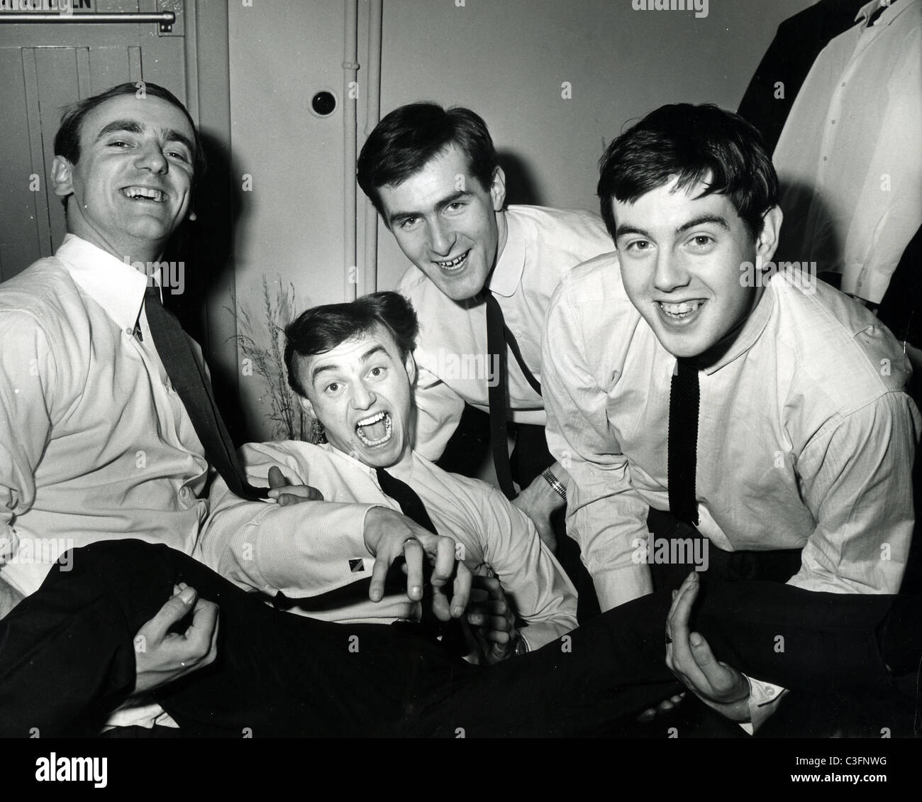 Gerry and the pacemakers 1960s hi-res stock photography and images - Alamy