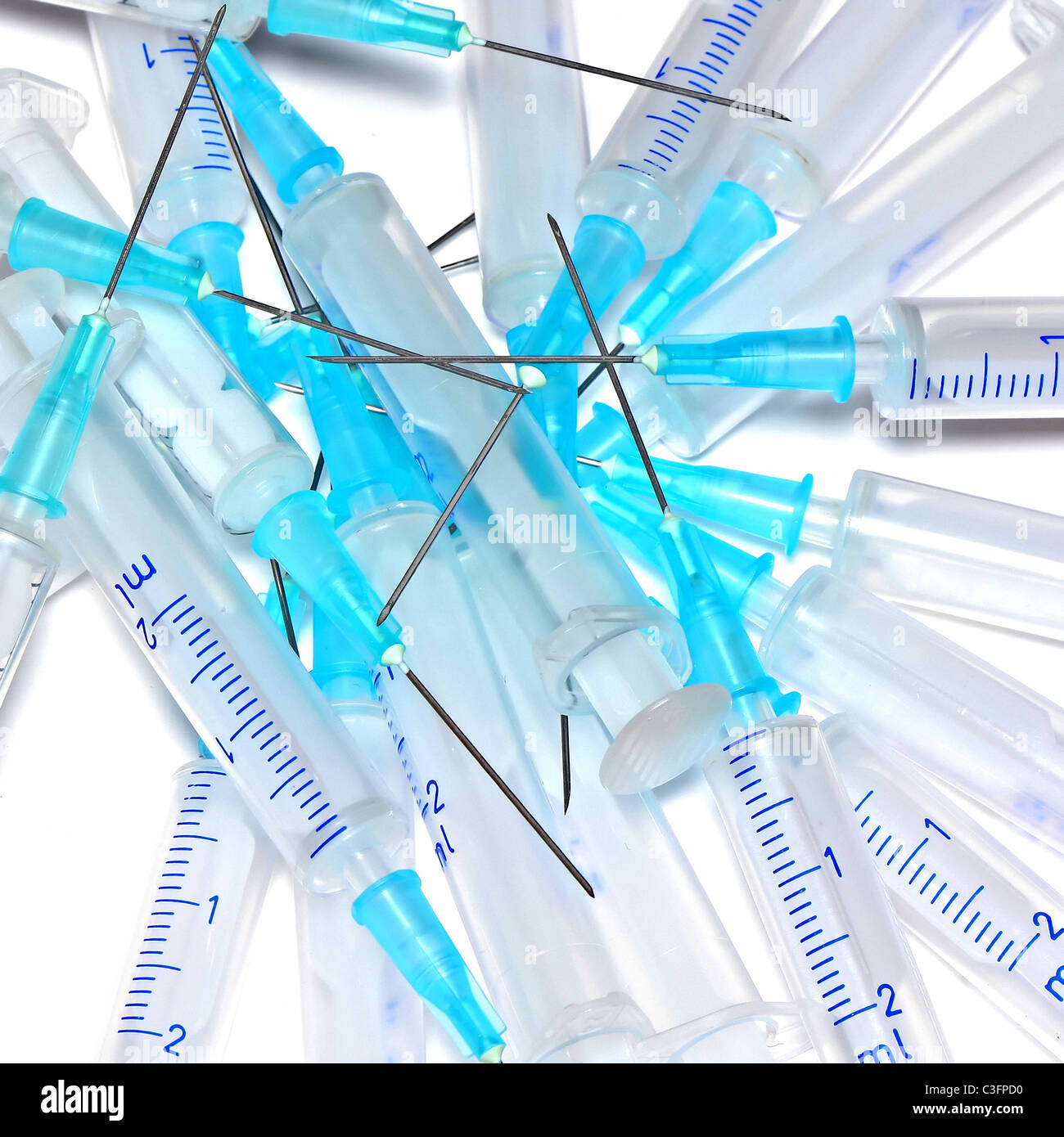 Disposable plastic syringes hi-res stock photography and images - Alamy