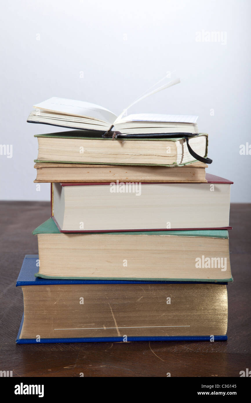 Pile of books Stock Photo - Alamy