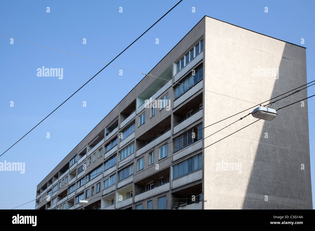 Prefabricated tower block hi-res stock photography and images - Alamy