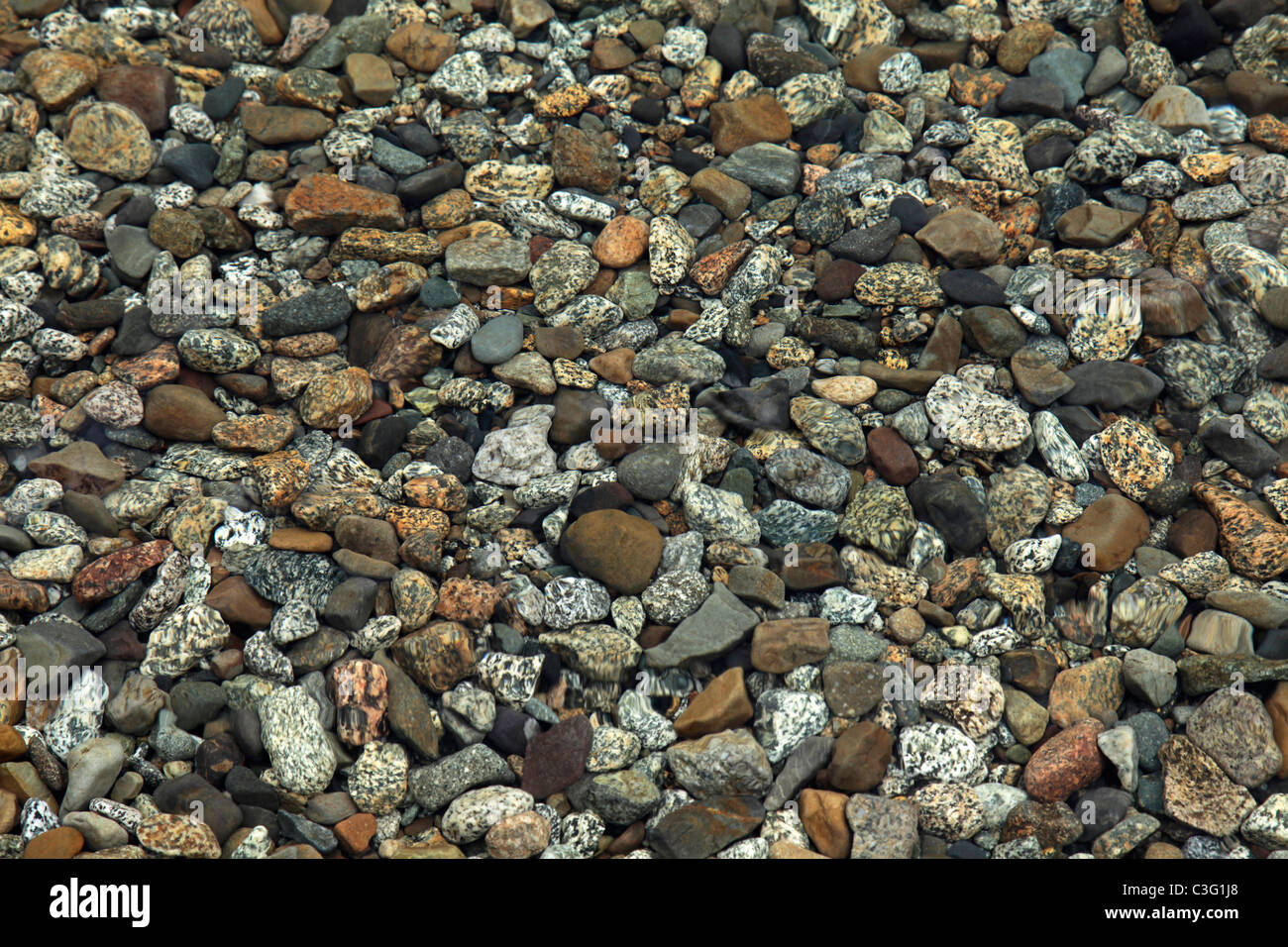 Pebbles under water hi-res stock photography and images - Alamy