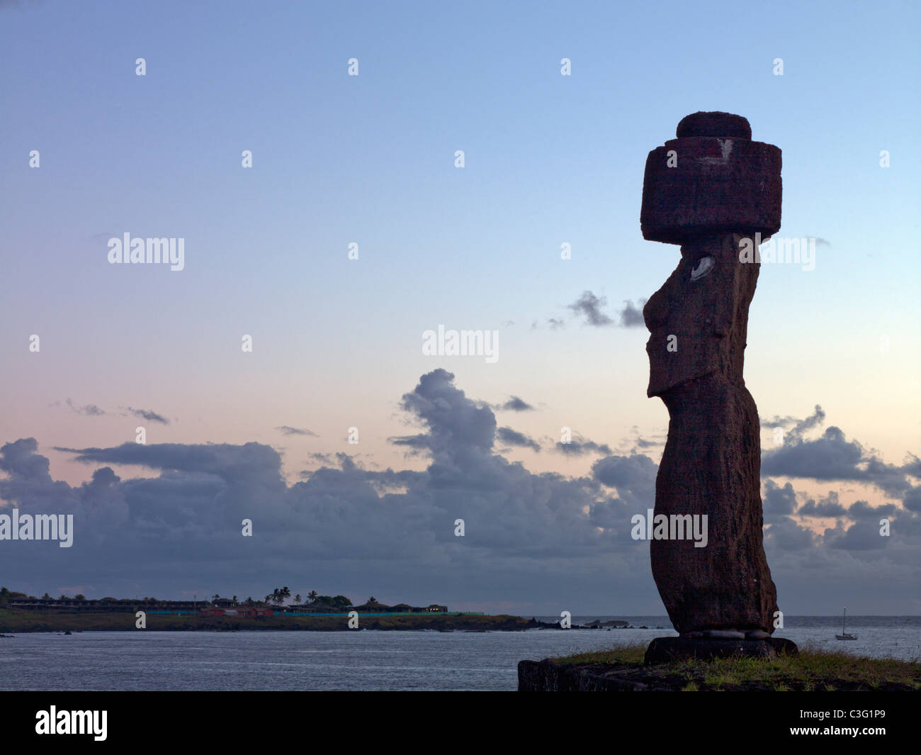 Moai statue eyes hi-res stock photography and images - Alamy