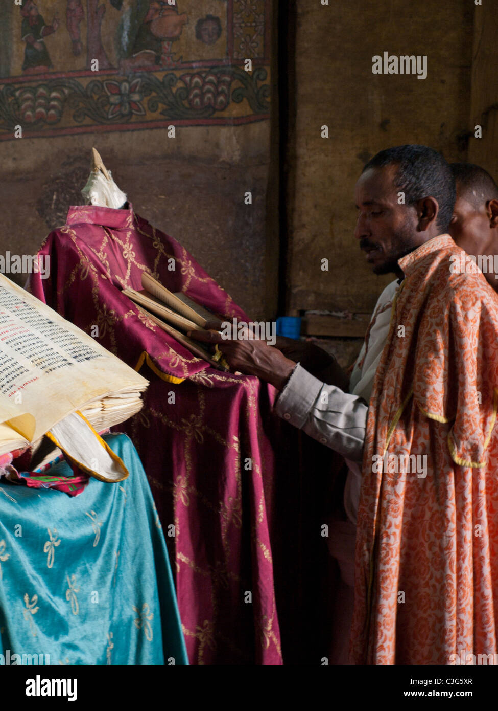 Ethiopian Orthodox Priest in church Stock Photo - Alamy