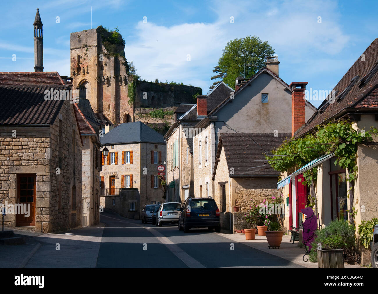Valley of the dordogne hi-res stock photography and images - Alamy