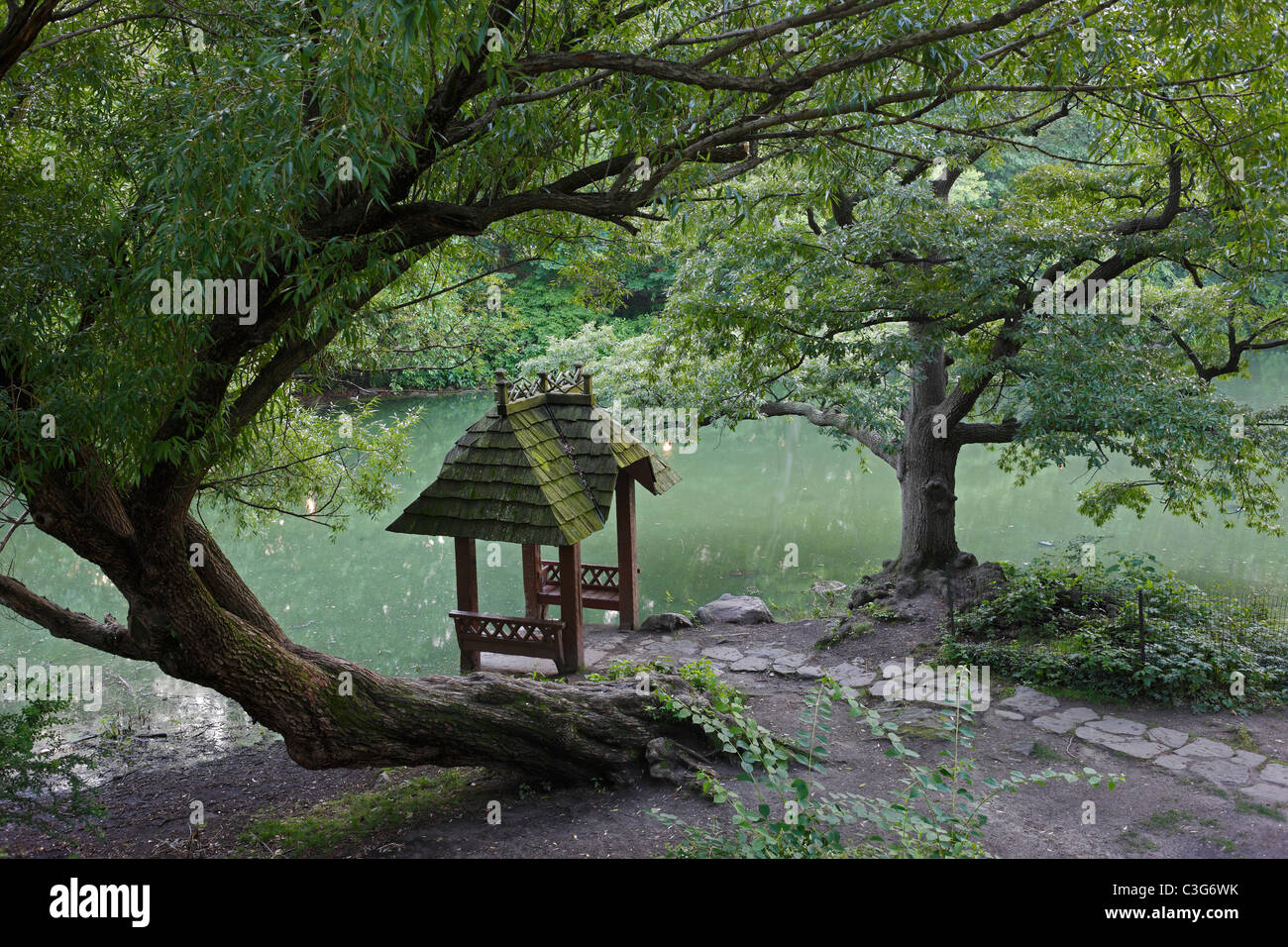 Wagner Cove, the South Lobe of the Lake in New York's Central Park ...