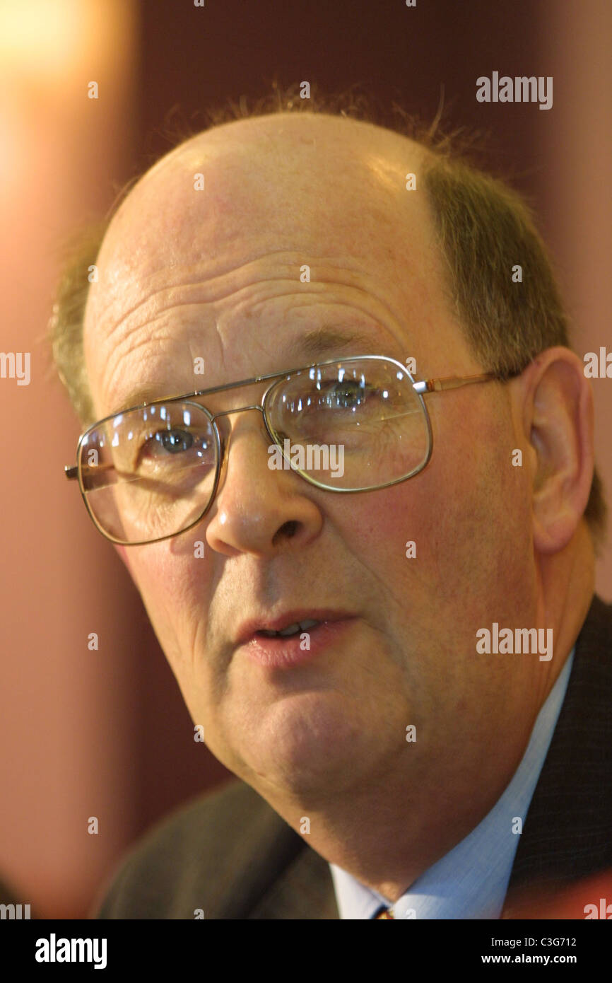 Foot and mouth disease scudamore hi-res stock photography and images ...