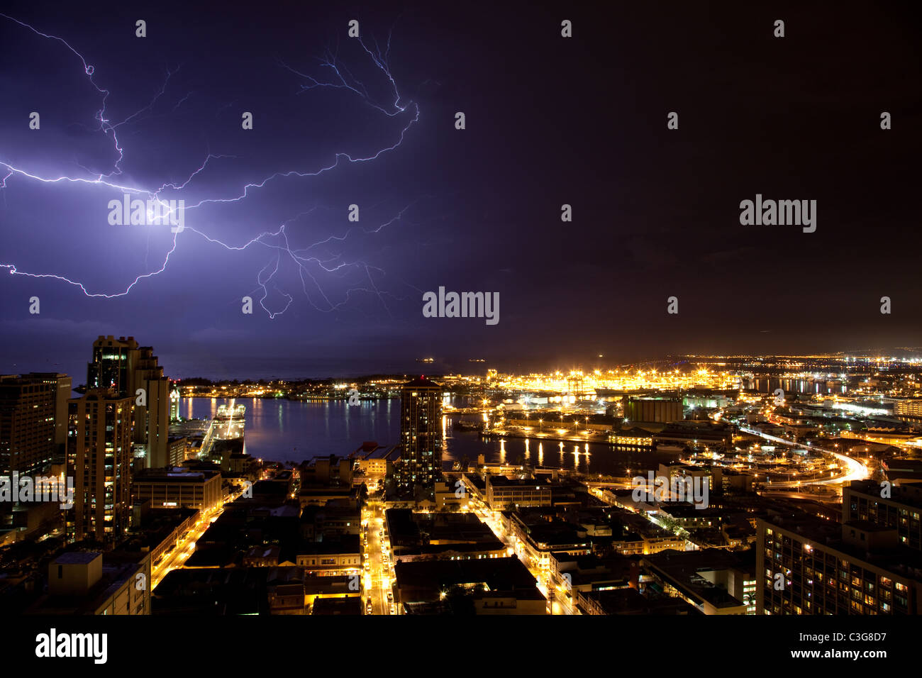 Forked and branching lightning discharges over Honolulu, Hawaii Stock ...