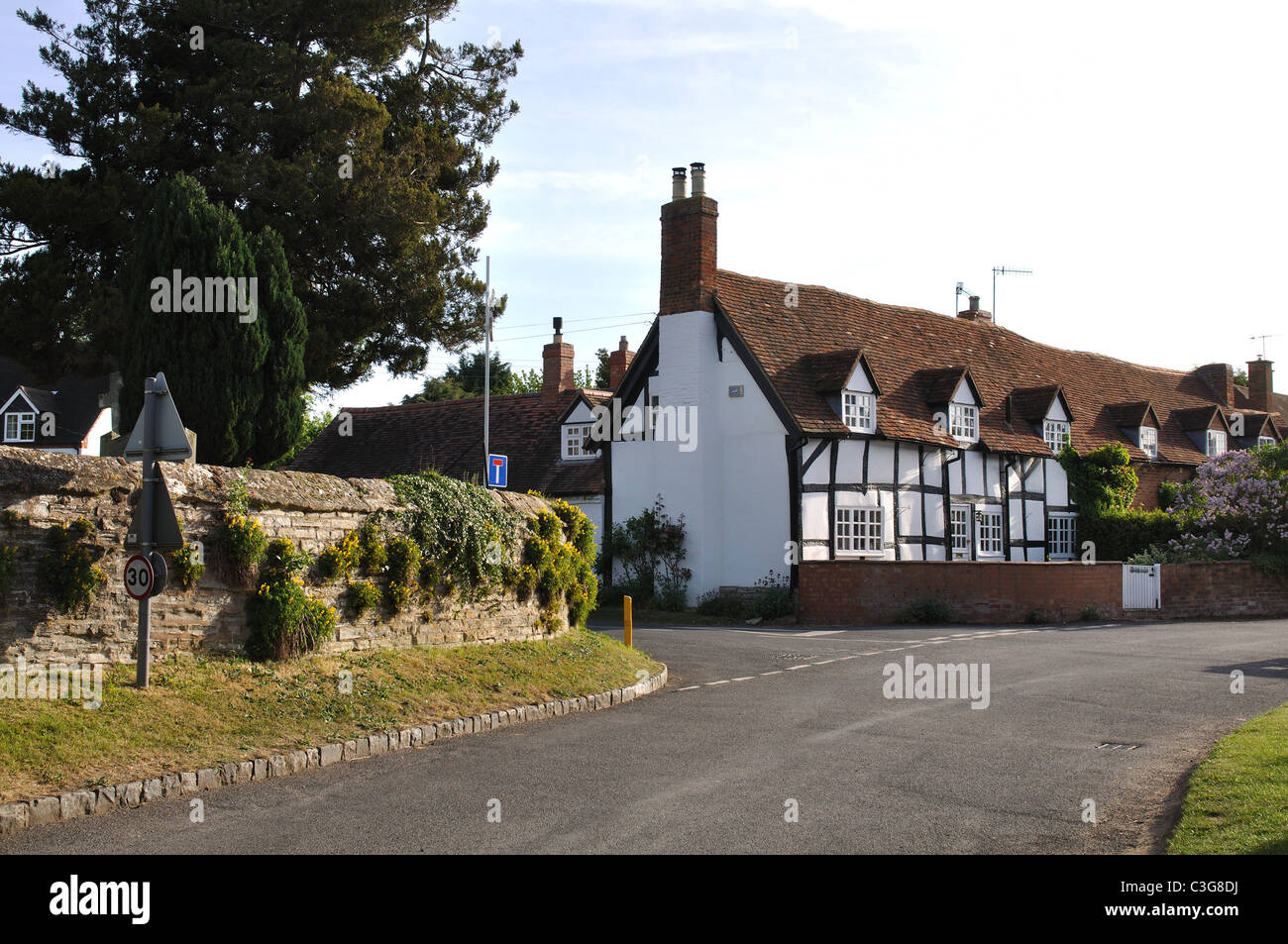 Welford on avon hi-res stock photography and images - Alamy