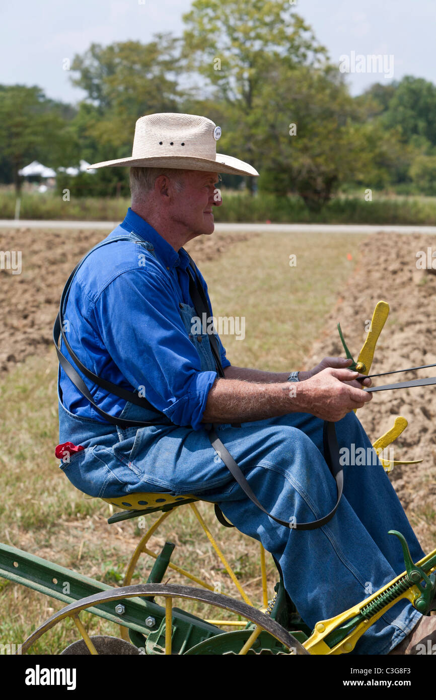 Man plowing field hi-res stock photography and images - Alamy