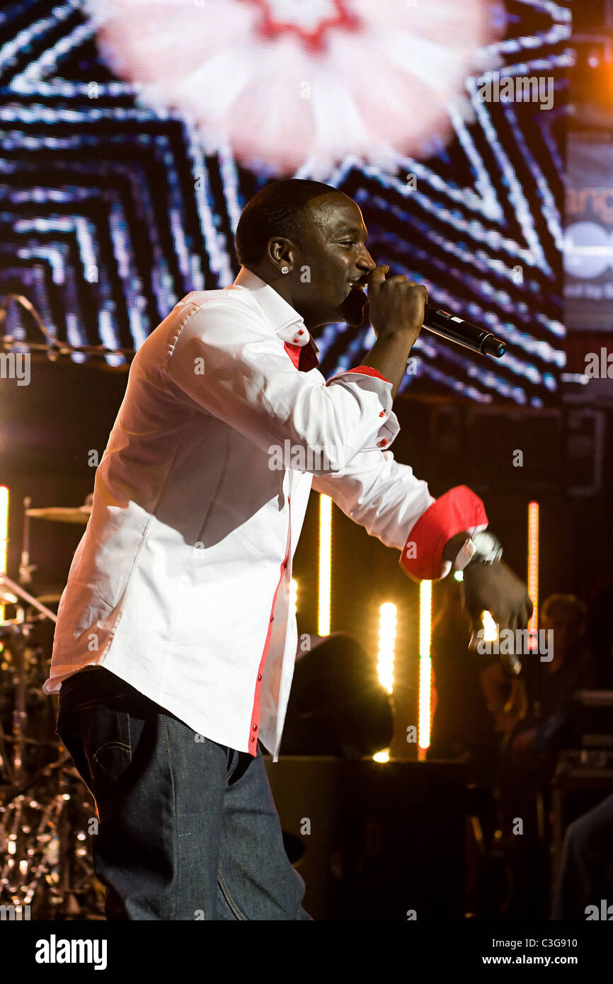 Akon Orange RockCorps concert at Royal Albert Hall London, England - 25 ...