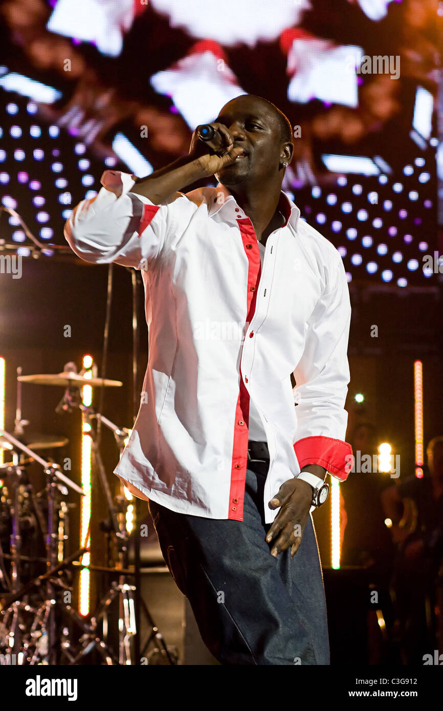 Akon Orange RockCorps concert at Royal Albert Hall London, England - 25 ...